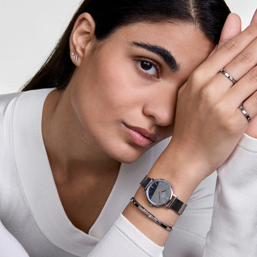 Petite Collection - Small watches in gold and silver | DW